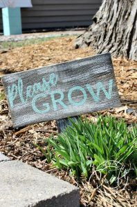 35 Charming Garden Signs DIY - Susie Harris
