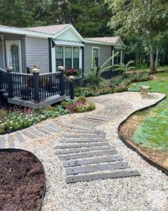 14 Easy To Make DIY Pallet Walkway Ideas - Susie Harris