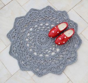 20 DIY Doily Crafts For Beginners - Susie Harris